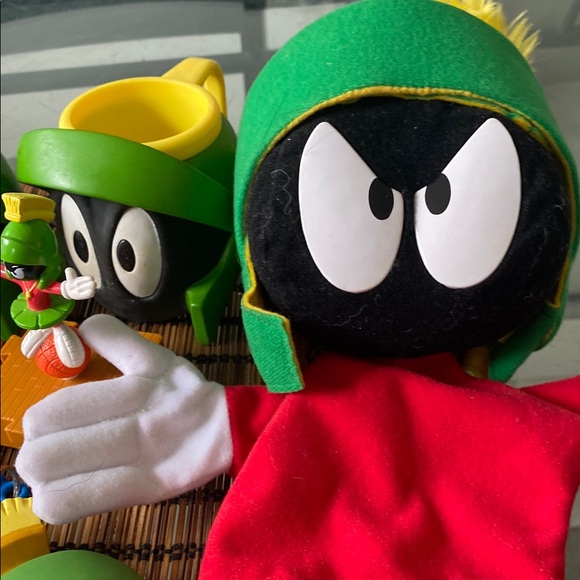 Other | Marvin The Martian Plush And Mug Set | Poshmark